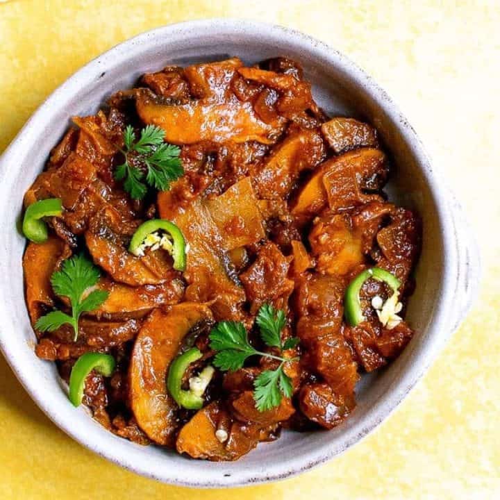 Ultimate Mushroom Bhaji in just 15 minutes - Vegan Punks