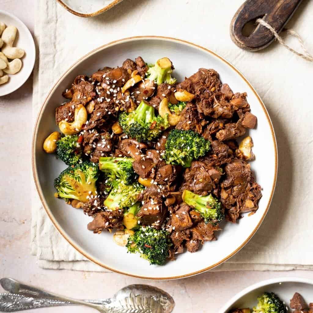 Chinese Jackfruit Stir Fry (Vegan Beef and Broccoli) - Vegan Punks