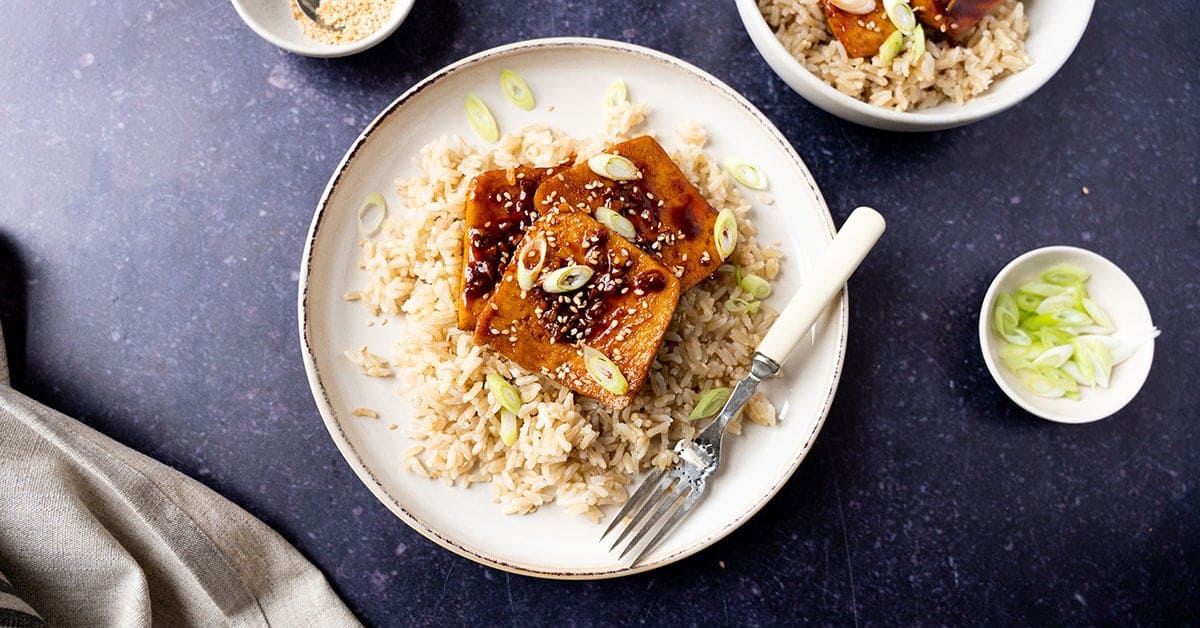 Braised Gochujang Tofu (Spicy Korean Tofu) - Vegan Punks