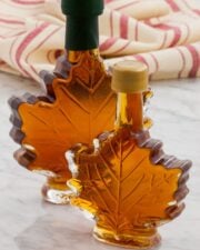 The 7 Best Maple Syrup Substitutes (and how to use them) - Vegan Punks